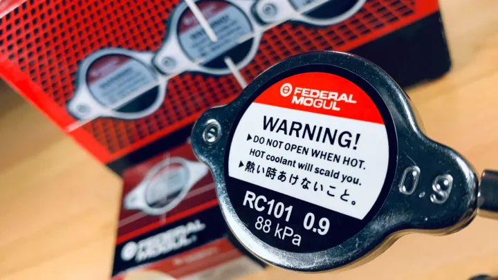 Federal Mogul Radiator Cap RC101 0.9 | Lazada PH