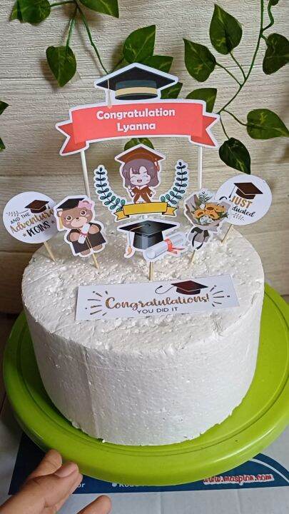 Topper Cake Tema Wisuda / Kelulusan untuk Hiasan / Dekorasi Kue ...