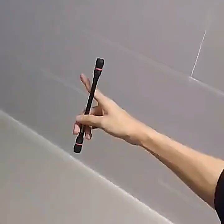 Spinning Pen Rolling Finger Rotating balance Pen Refill Stress ...