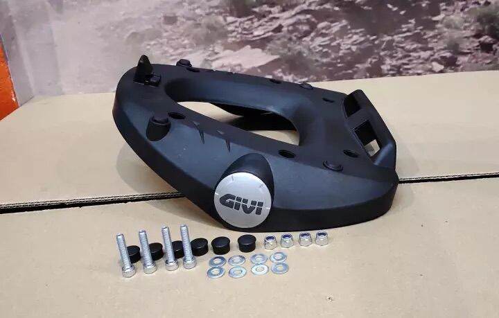 GIVI Base Plate M5M Universal with Big Logo Silver for Monorack J ...