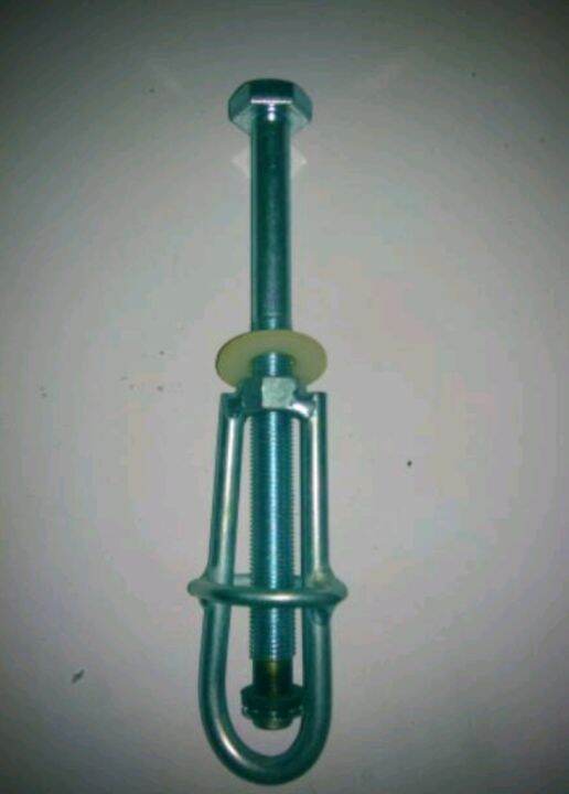 Baut ban serep Calya Sigra/gantungan ban serep Calya sigra | Lazada ...