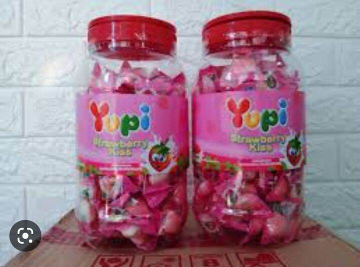 PERMEN YUPI STRAWBERRY KISS LOVE PINK PUTIH 300 GRAM | Lazada Indonesia