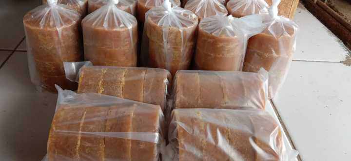 gula merah 100 persen asli gula kelapa per kantong 10,000 isi 4 pcs ...