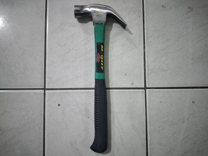 Palu Kambing 8 oz Gagang Fiber Karet Plus Magnet Tempat Paku Palu Cukit ...