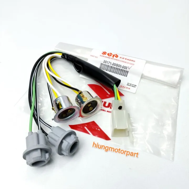 FITTING PITTING SOKET LAMPU DEPAN SHOGUN 125 LAMA 35171-20G00-000 ASLI ...
