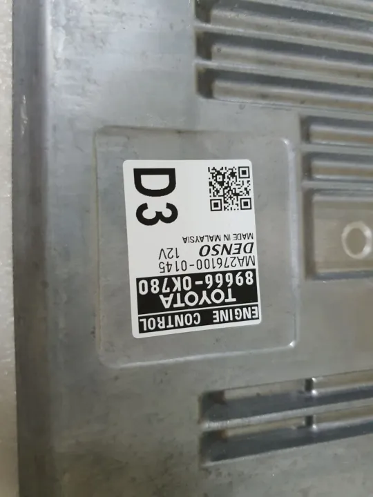 กล่องอีซียู ECU Toyota Revo 2.4 เกียร์ 6 จังหวะ Number 89666-0K780 D3 ...