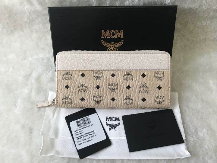 ของแท้ 💯% พร้อมส่ง กระเป๋าสตางค์ใบยาว MCM Logo-Embossed Large Zip ...
