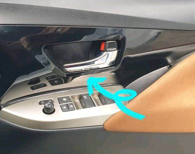 PANEL DOORTRIM DOOR TRIM BAWAH TOYOTA INNOVA REBORN 2016-2022 | Lazada ...