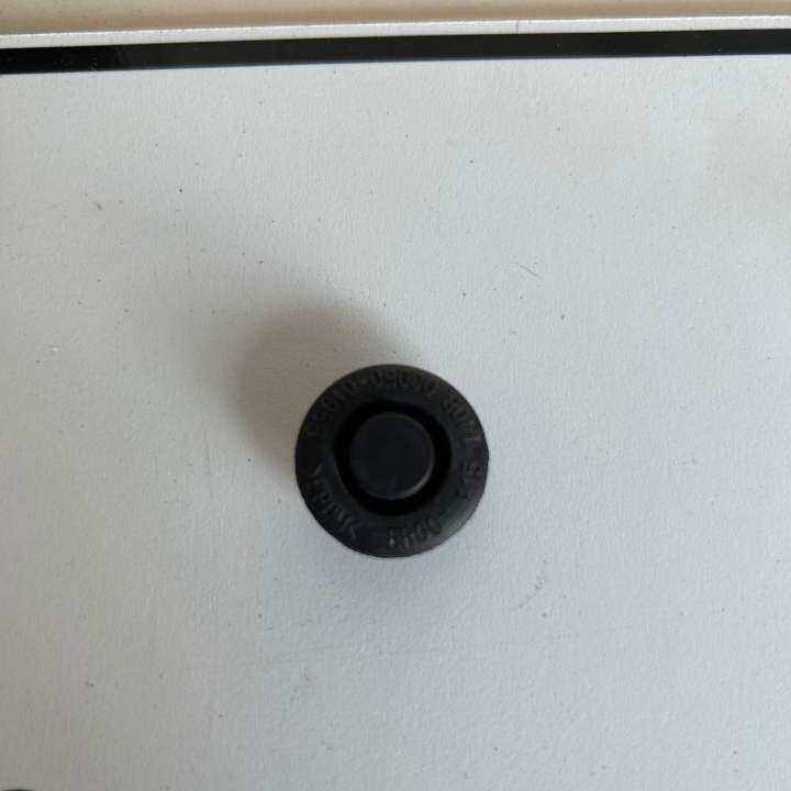 ORIGINAL TOYOTA RUBBER FLOOR PLUG (15MM DIAMETER) | Lazada PH
