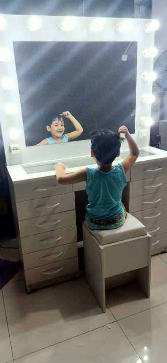 MEJA RIAS ARTIS / MEJA RIAS MINIMALIS / MEJA RIAS LAMPU / MEJA MAKE UP ...