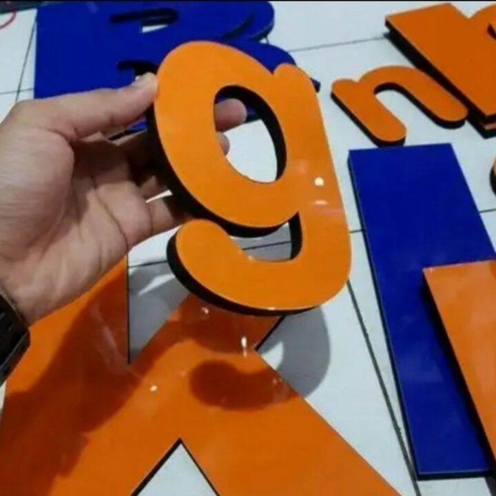 Custom Huruf Akrilik Warna Hitam/Putih/Merah/Biru/Kuning Nama Akrilik ...