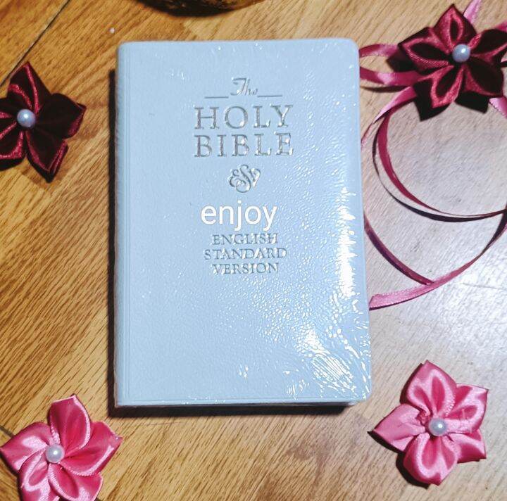 ENGLISH STANDARD VERSION HOLLY BIBLE | Lazada PH