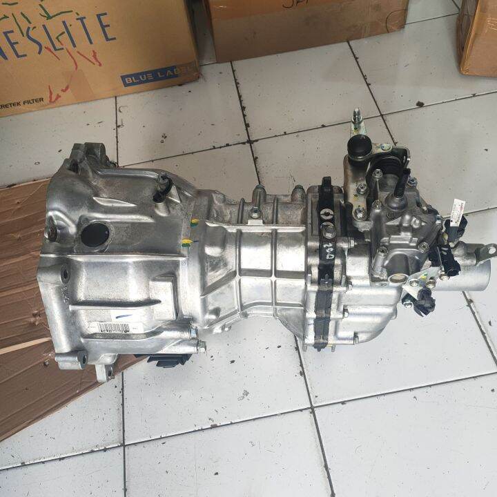 Transmisi Bak persneling gearbox persneling Suzuki new carry ASLI ...
