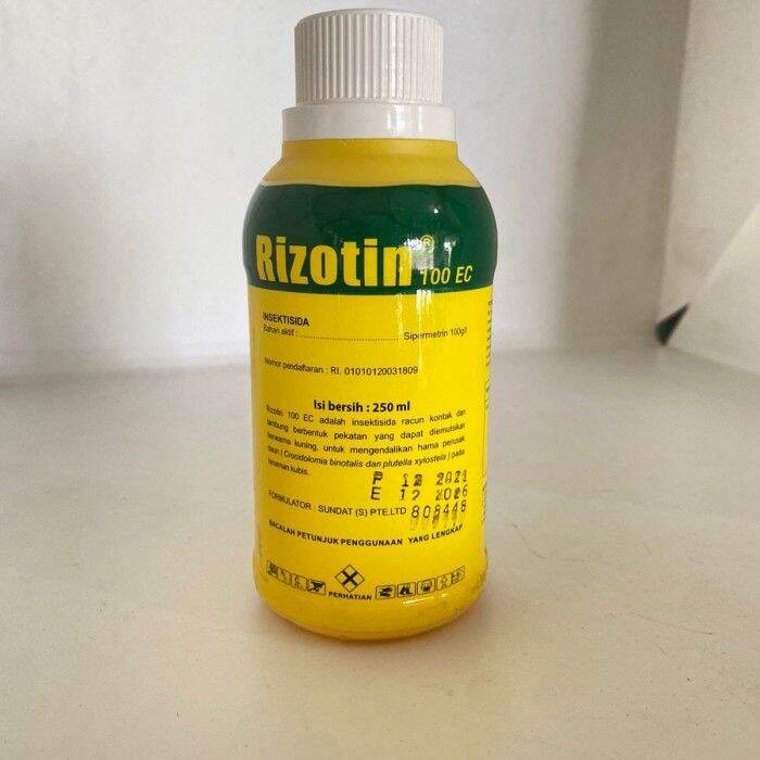 insectisida Rizotin 100 EC , 250 ml. Rizotin merupakan obat lalat ...