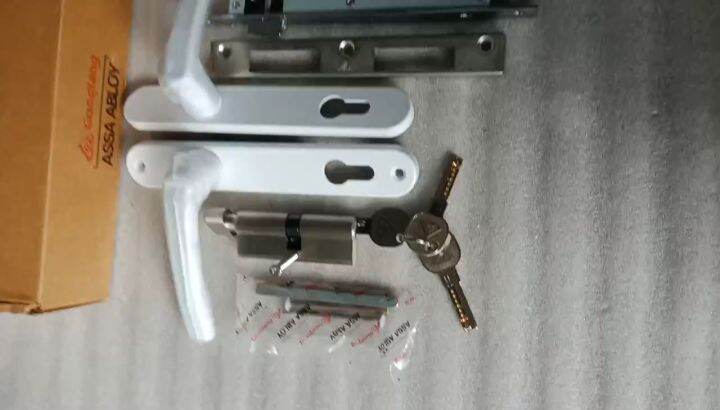 Bộ Khóa Đơn Điểm Cửa Nhựa Lõi Thép /hãng GQ ASSA ABLOY | Lazada.vn