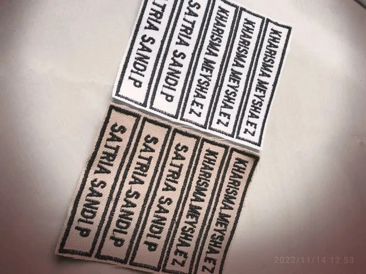 BORDIR NAMA, Name Tag (Min 5 Pcs) proses menggunalan mesin komputer ...