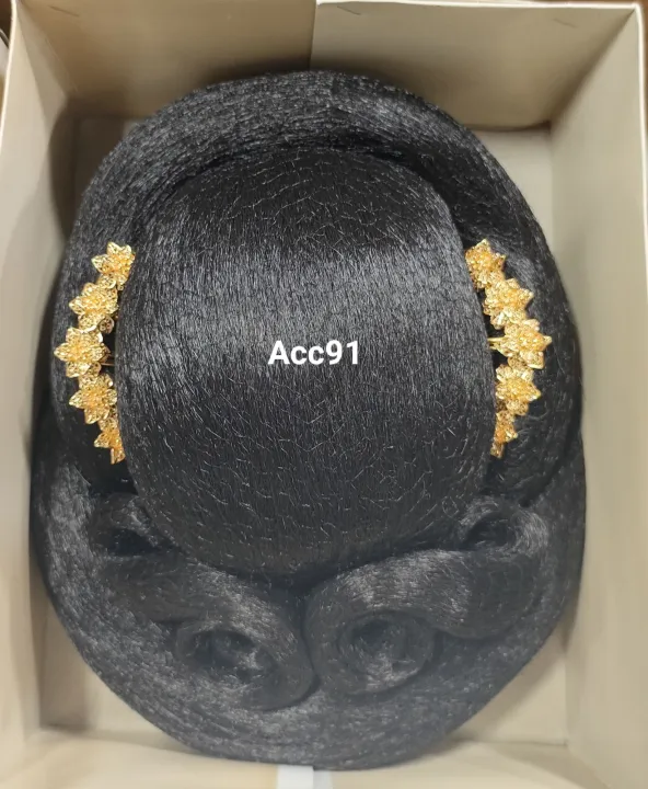 konde modern model oval dan sepasang tusuk konde Kendari wara emas ...