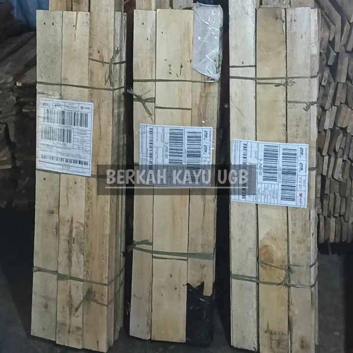 Kayu Papan Bekas Palet Super / Kayu Sengon Laut Albasia 120x10x2 cm ...