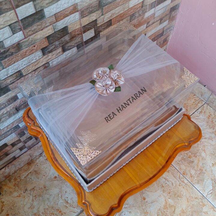 kotak seserahan warna silver full ornamen sudut model tile 1 set isi 4 ...