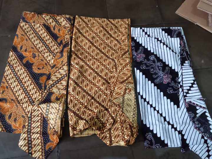 JARIK SELUTUT TAPIH SAPIT URANG BAWAHAN PAKAIAN ADAT PRIA PASANGAN ...