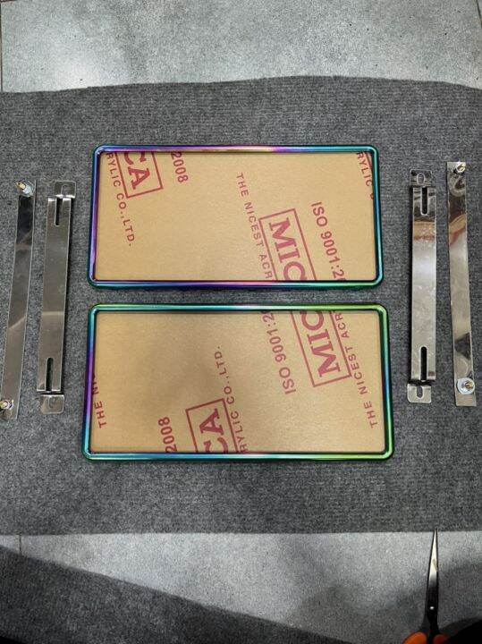 Khung biển số ô tô mẫu mới xi 7 màu ( sản phẩm gồm viền 7 màu + Mika ...