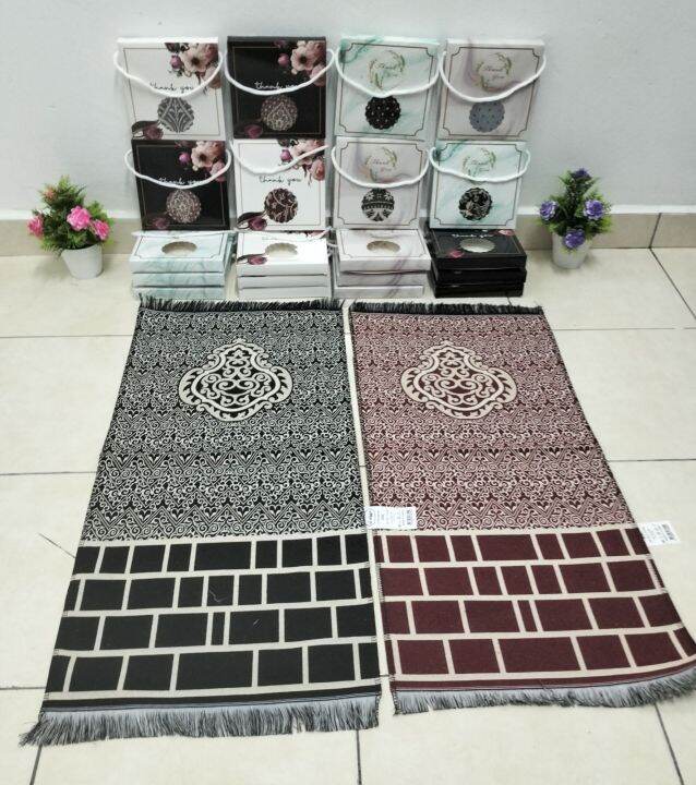Ready stock Sejadah with box skali Door gift size 35×70 cm Sejadah ...