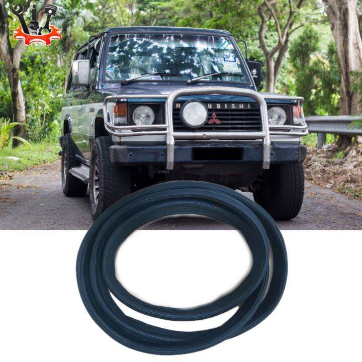 MITSUBISHI PAJERO (L047/SJ25) 1995 BOOT LID RUBBER /TAIL GATE RUBBER ...