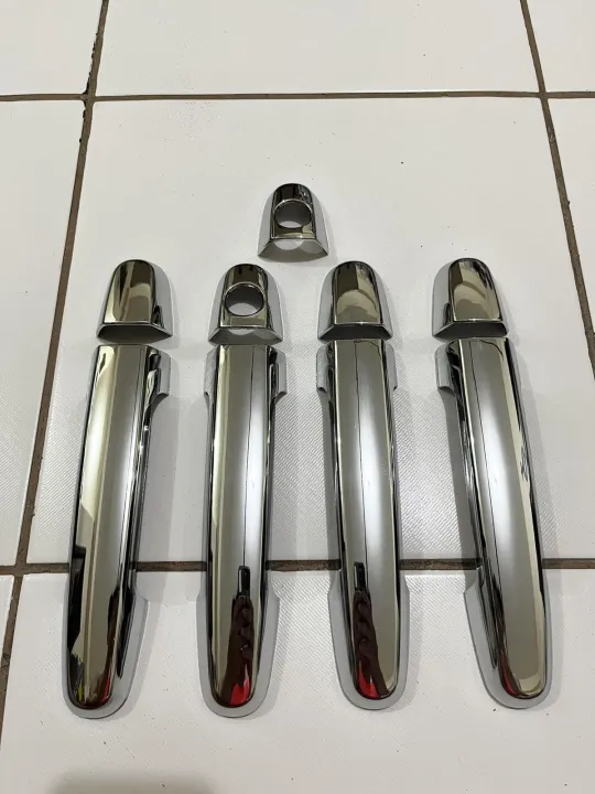 HIGH QUALITY Door handle chrome cover Toyota Innova 2005, 2006, 2007 ...