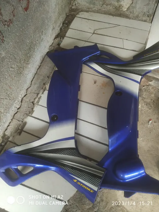 Sayap dalam Yamaha Vega R warna biru Original copotan motor seken ...