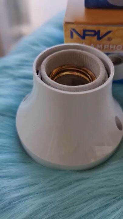 NPV ขั้วแป้น ขั้วแป้นใหญ่และขั้วเล็ก ขั้ว E27 สีขาว ในเซรามิคทนความร้อน ทำจากวัสดุคุณภาพดี ...