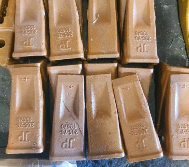 asesoris las kuku bucket komatsu/kuku baket beko pc200 205-70-19570 ...