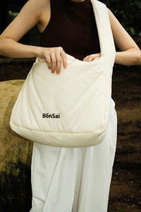 Preorder 〖 Tagi 〗Beige Toast Bag | Lazada.co.th