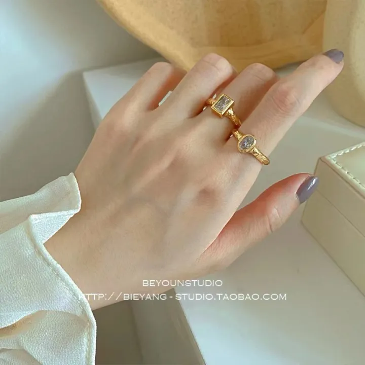 E359แหวนผู้หญิงที่นิยมในโลกออนไลน์มีออร่านิยมในกลุ่มคนหนึ่งมีดีไซน์แบบปลายเปิดเพทายผิวขรุขระย้อน ...