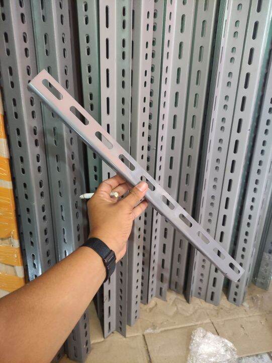 RAK BESI ( TIANG SIKU LOBANG UK 10 - 50 CM ) FREE BAUD MUR | Lazada ...