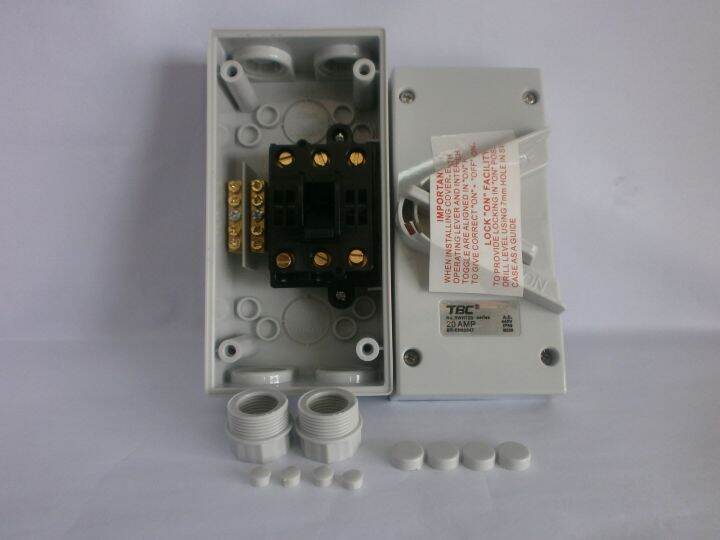 LV[TBC 20A WEATHERPROOF ISOLATOR] Three Pole Weatherprotected Surface ...