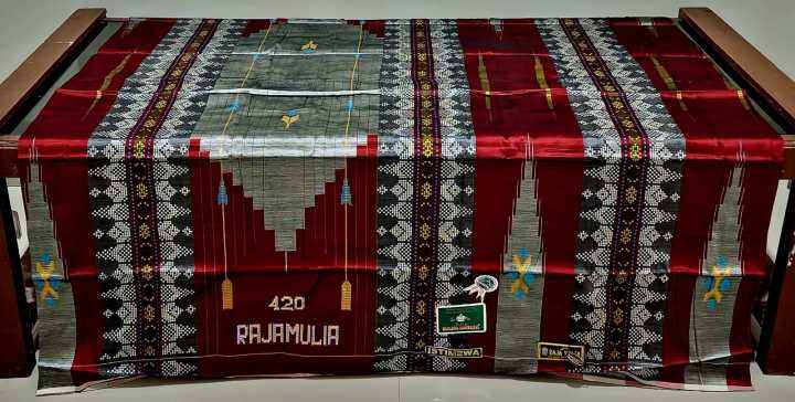 SARUNG TENUN SUTRA RAJA MULIA SUTRA 420 LIMITED EDITION SEKELAS BHS ...