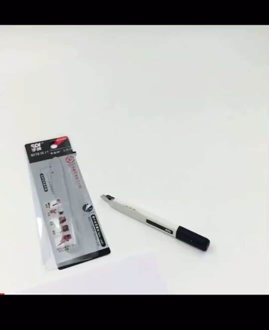 SDI 0443Cคัทเตอร์ขนาดเล็ก9mm แบบล็อคใบมีดอัตโนมัติ มีดคัตเตอร์เอนกประสงค์ 9 มม ใบมีดเอียง30องศา ...