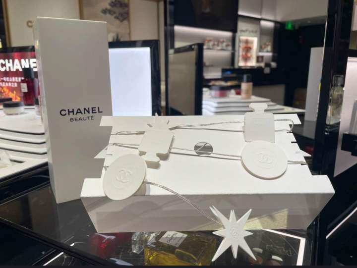 ไฟ LED CHANEL BEAUTY | Lazada.co.th