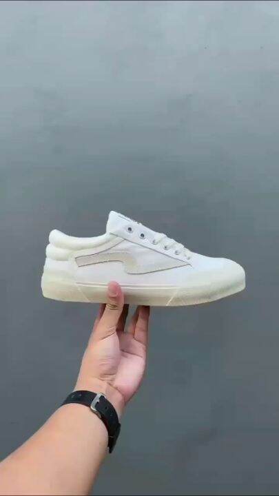 PATROBAS Cloud Low Off White Sepatu Sneakers Pria Wanita Putih Polos | Lazada Indonesia