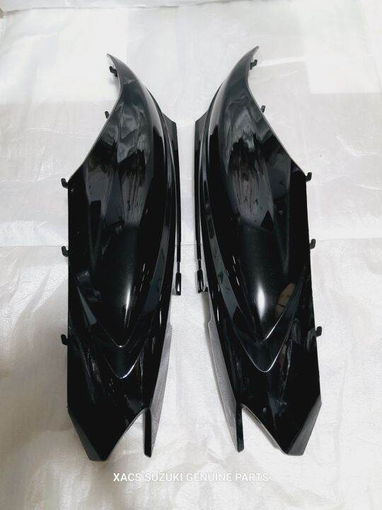 SGP SIDE COVER / cover frame glossy black for burgman street 125 ...