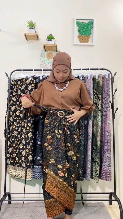 Rok lilit batik hitam silver / Rok lilit motif kekinian / rok lilit set ...