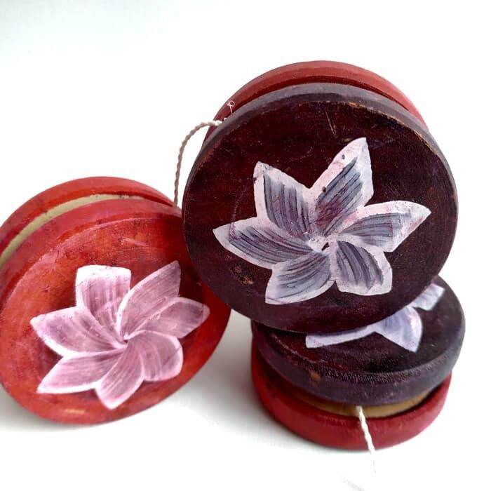 20 pcs yoyo kayu/yoyo jadul | Lazada Indonesia
