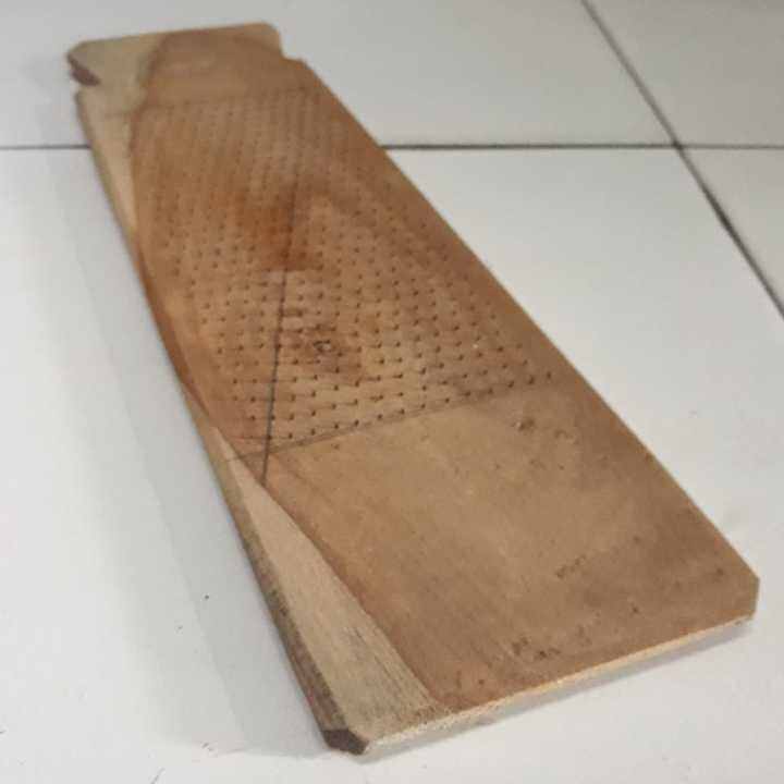 Alat Parutan Kelapa Bahan Kayu | Lazada Indonesia