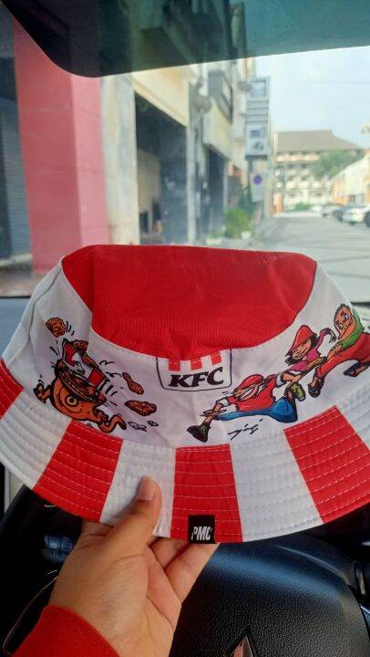 KFC bucket hat Kfc X ujang white | Lazada