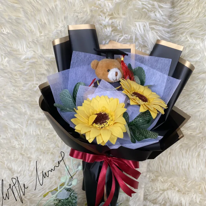 Graduation Bouquet 毕业花束 | Lazada