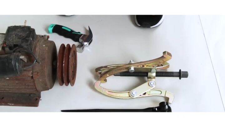 4/6/8 Inch universal triangle puller wheel puller Steel Three Jaw gear ...