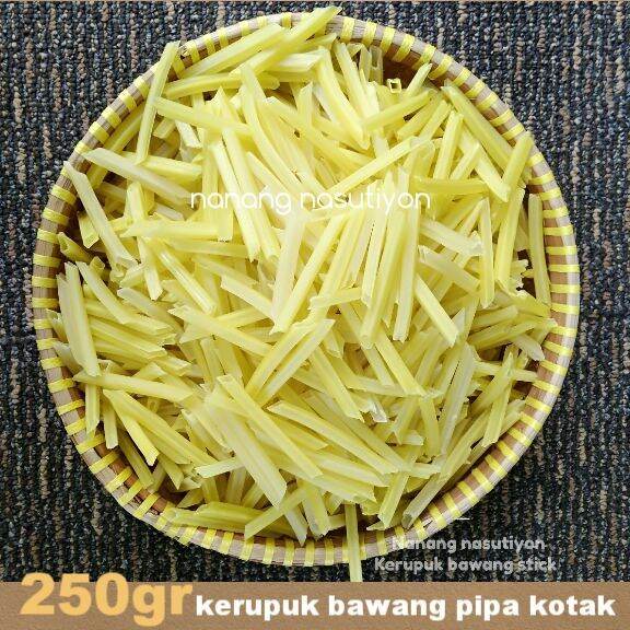 Krupuk kerupuk bawang STIK STICK mentah siap goreng renyah netto ... Krupuk kerupuk bawang STIK STICK mentah siap goreng renyah netto ...