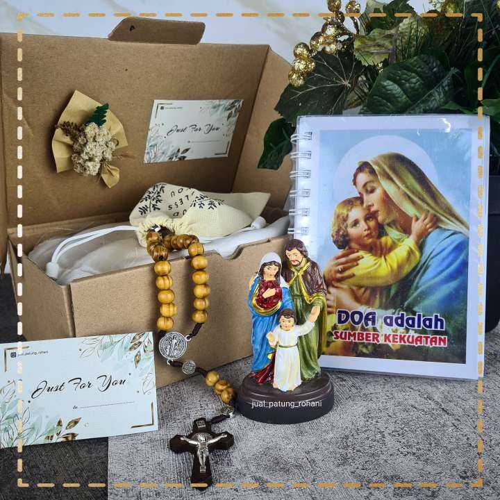 Set Hampers Souvenir Hadiah Katolik Keluarga Kudus Premium | Lazada ...