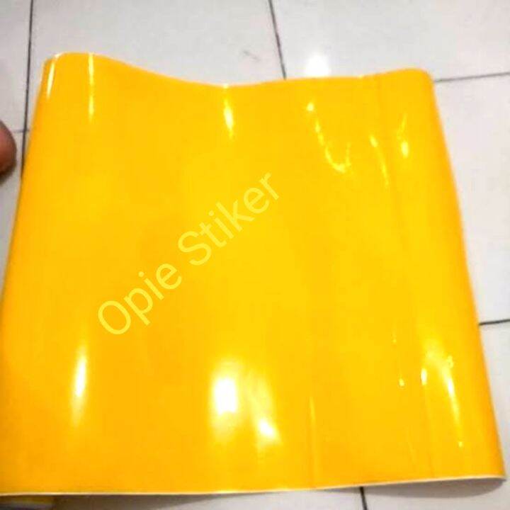Stiker vinyl skotlet warna kuning paling murah ukuran 25x45cm | Lazada ...