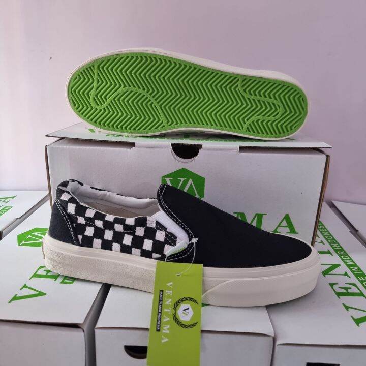 Snaekers Ventama Shoes slip on combinasi Cekerbord Blac og sepatu pria ...